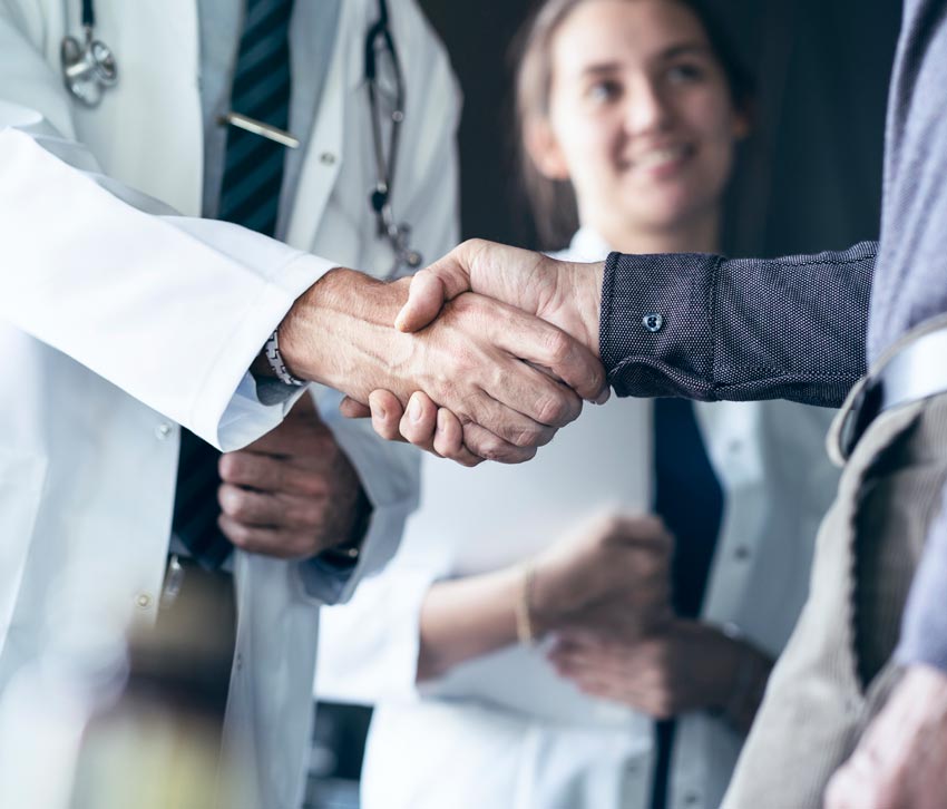 About Us | UrgiClinic Urgent Care Bridgeview, IL