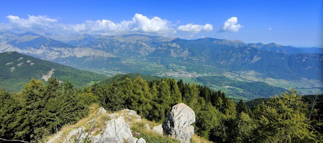 Rifugio Escursionistico Olmo Bianco di Demonte - località Laugero ...
