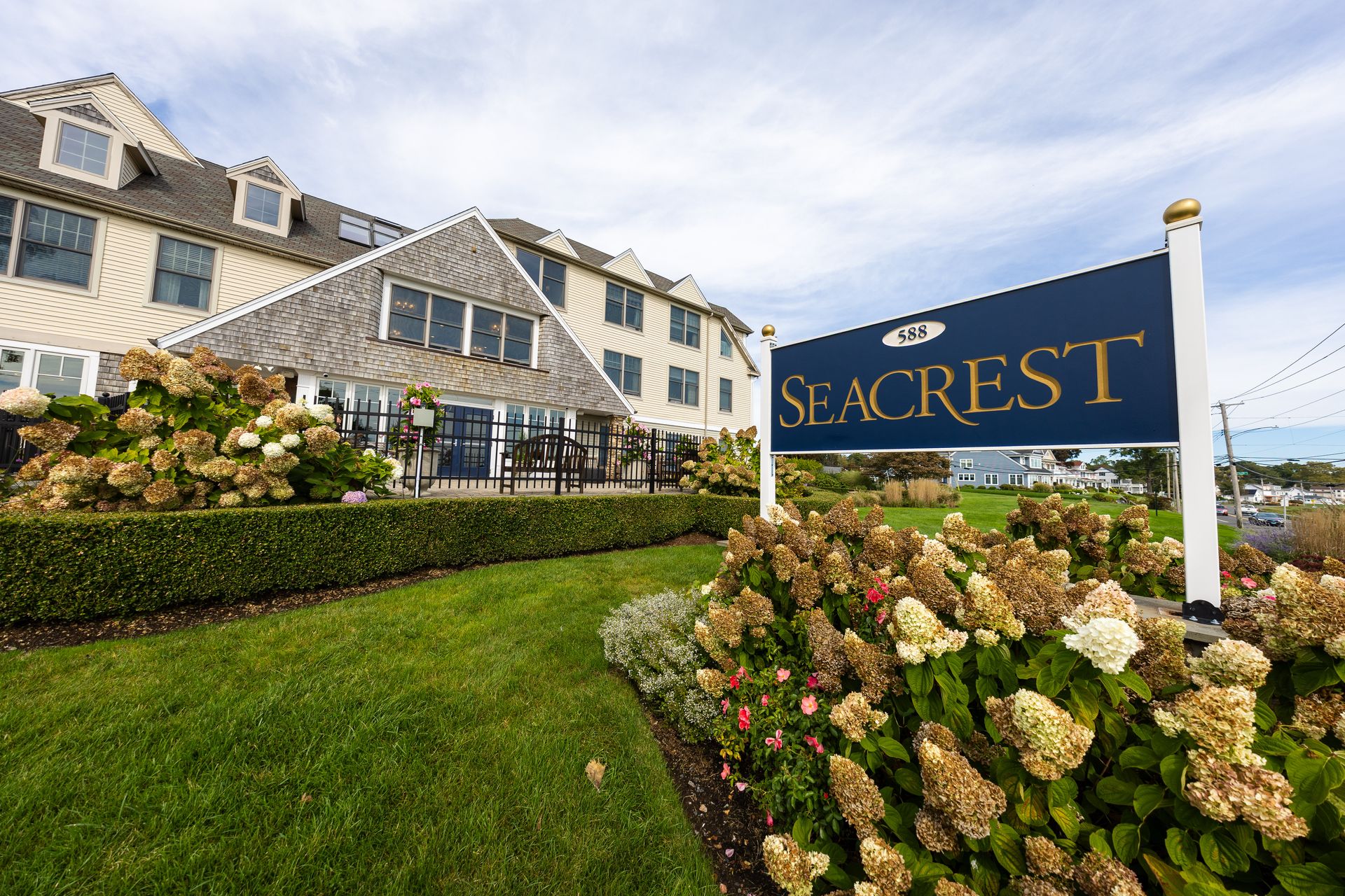 Memory Care in West Haven, CT | Seacrest Retirement Center