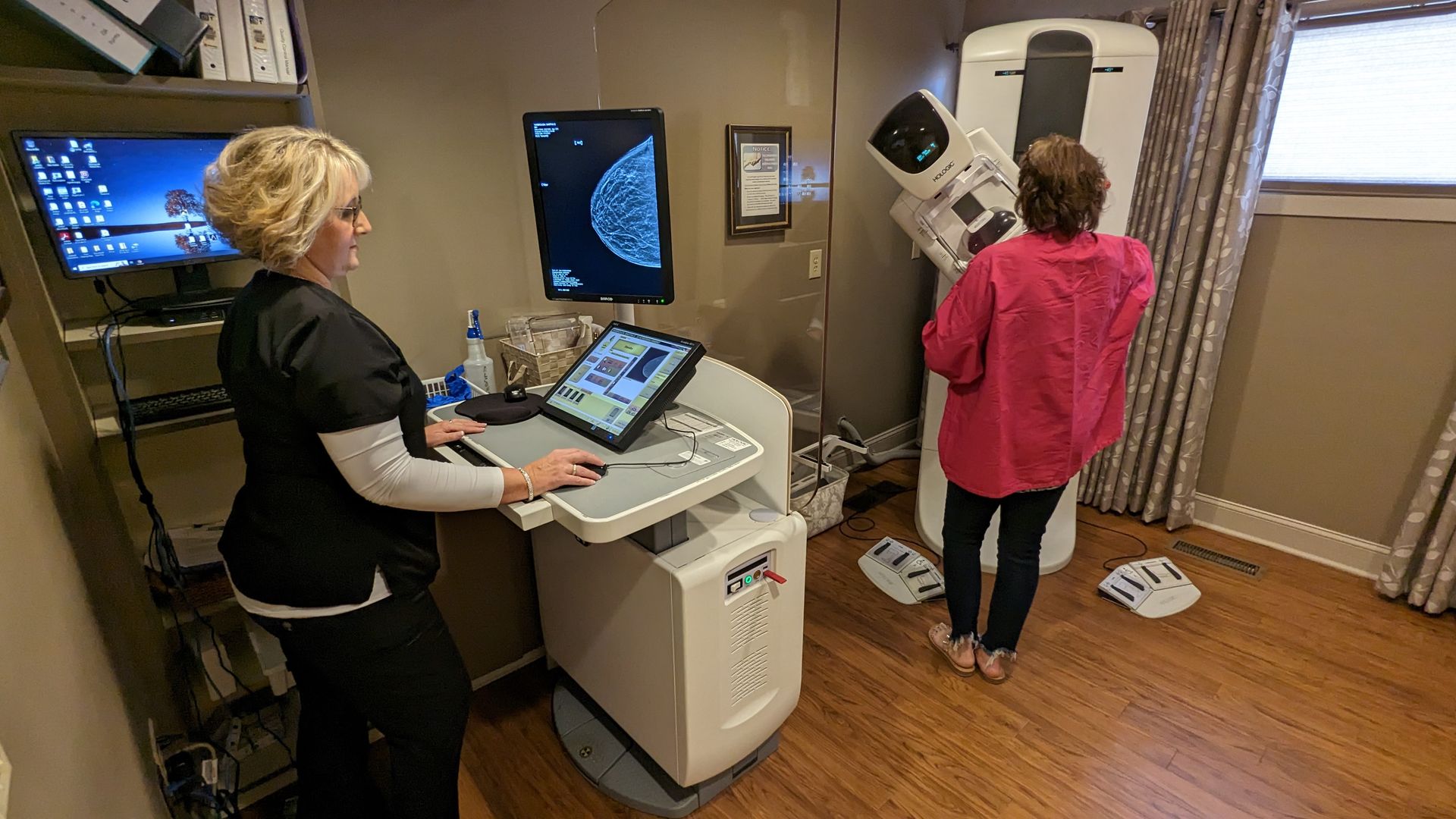 3D Mammogram - LivingWell Radiology - Paducah, KY
