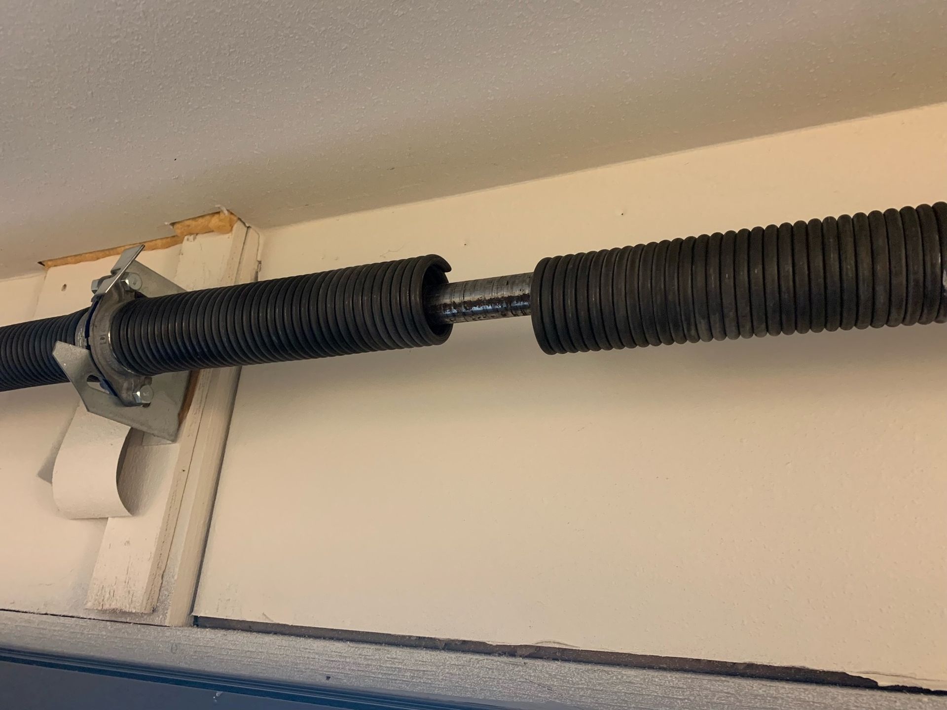 Expert Broken Garage Door Spring Repair | Residential Commercial