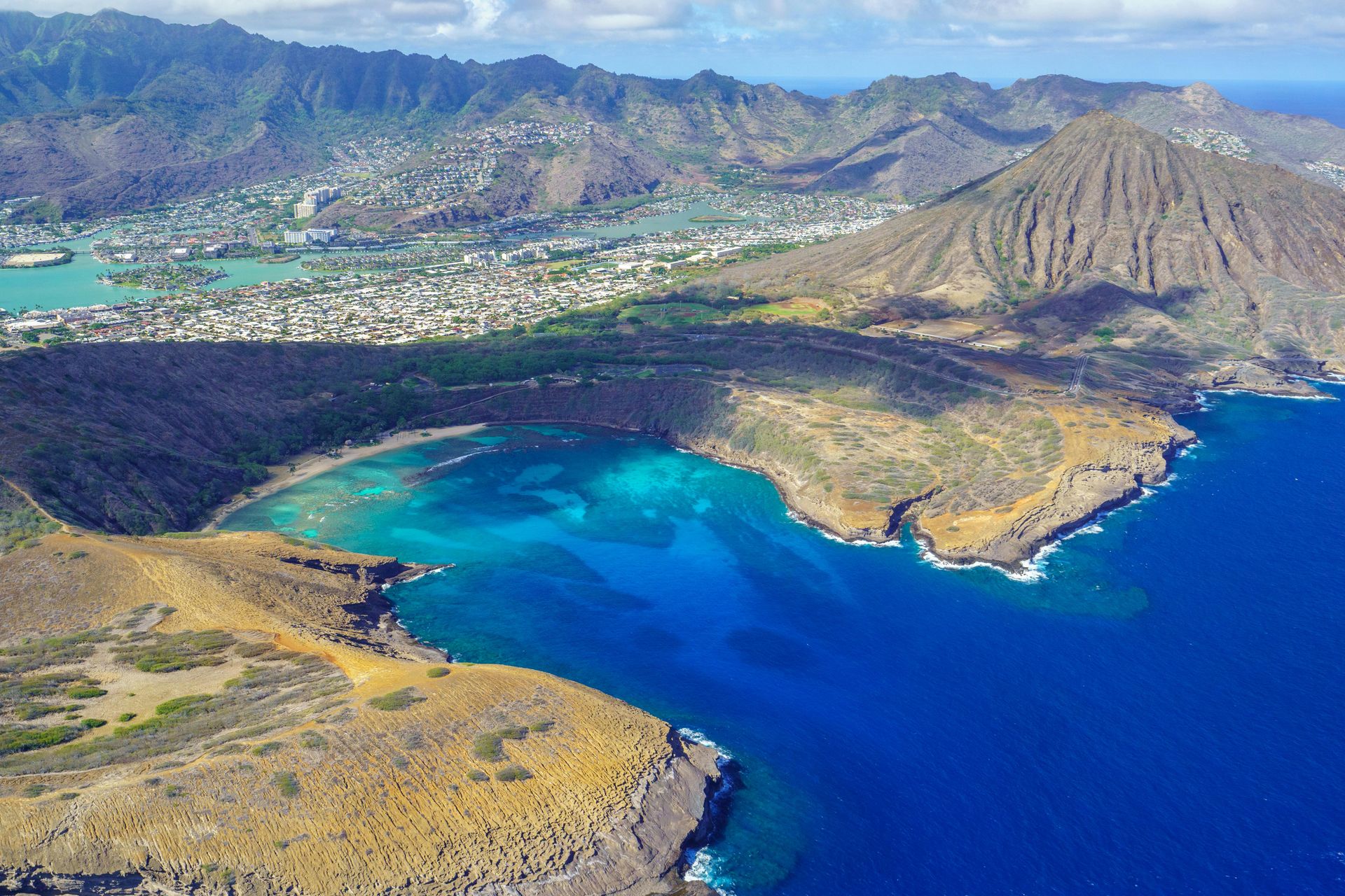 Rent Mercedes Sprinter Camper Van on Maui, HI | Mana Vans
