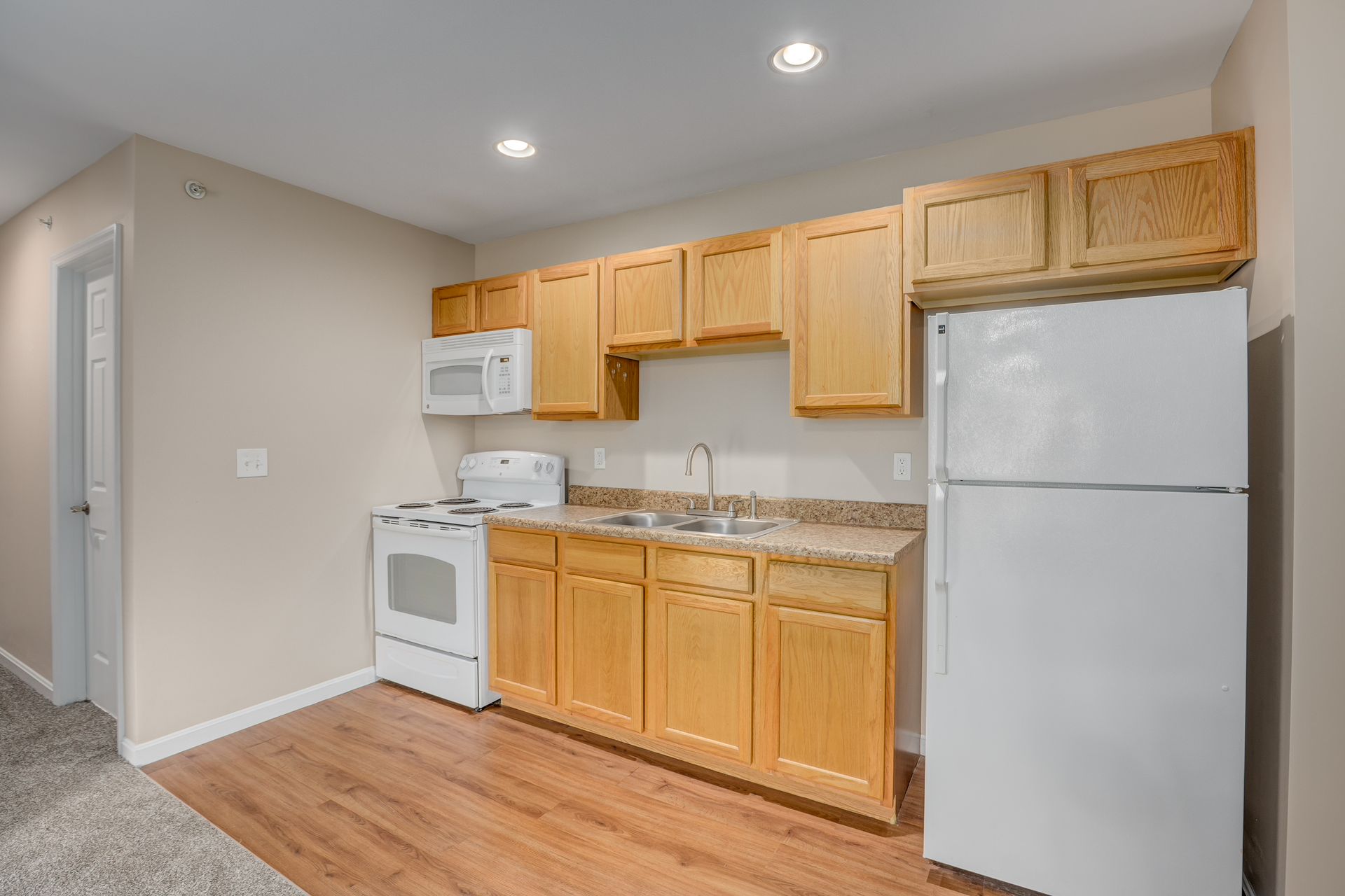 Walton Reserve | Crittenden Apartments