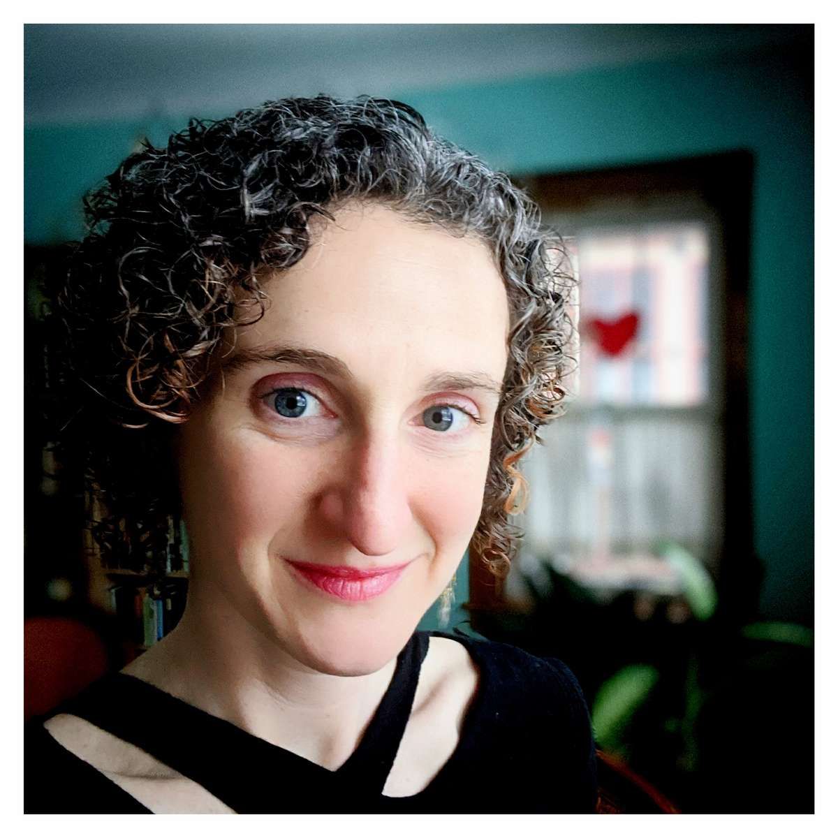 Beth Rooney is a Chicago based photographer who is available around the ...