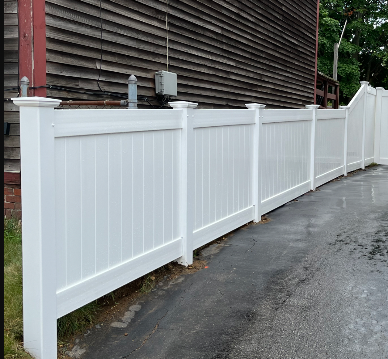 Welcome to Patriot Fence Crafters in Massachusetts