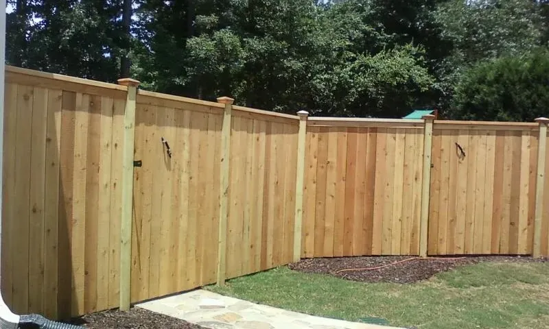 Summer Fence Maintenance Tips