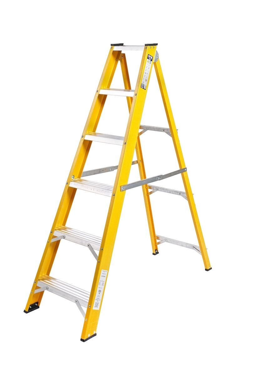 MagnaStep Glassfibre Swingback Step Ladders | Lyte | UK