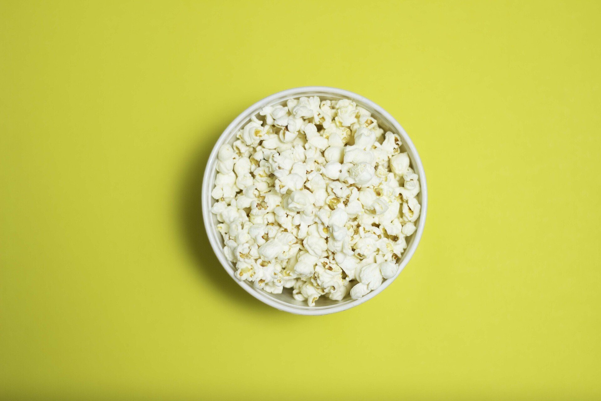 Top 20 Easy Snacks for PCOS From a Dietitian