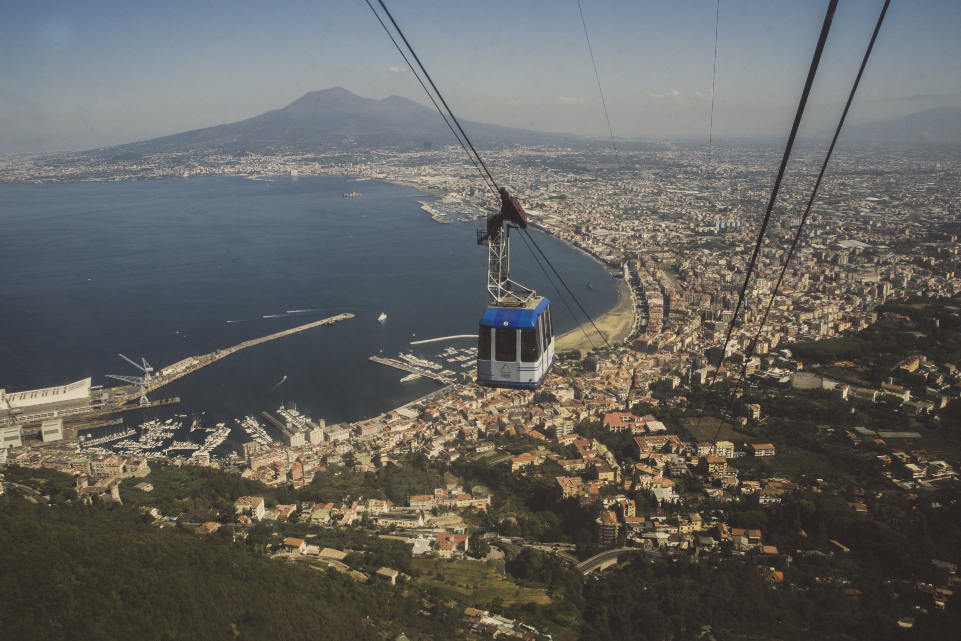 Vesuvio Tour and Transfer